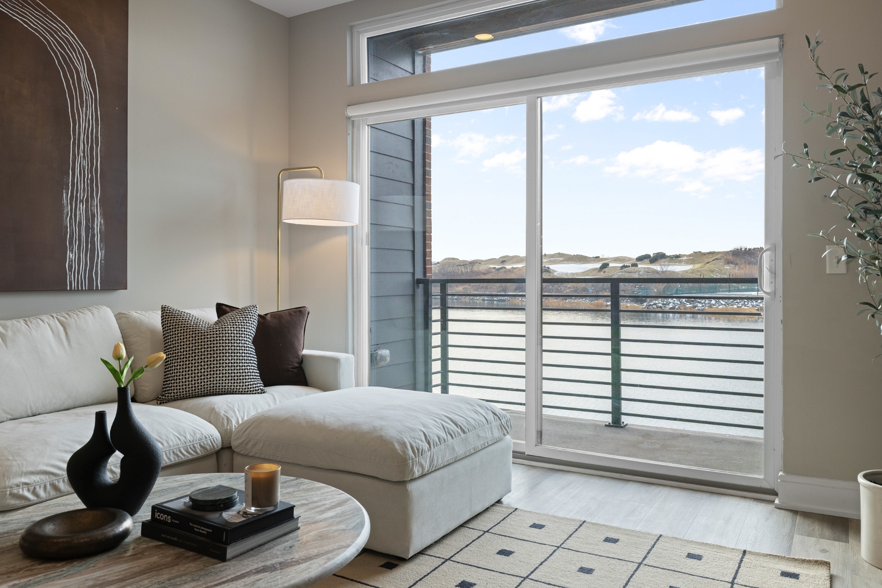 The Breton | Residence Features | New Luxury Rentals